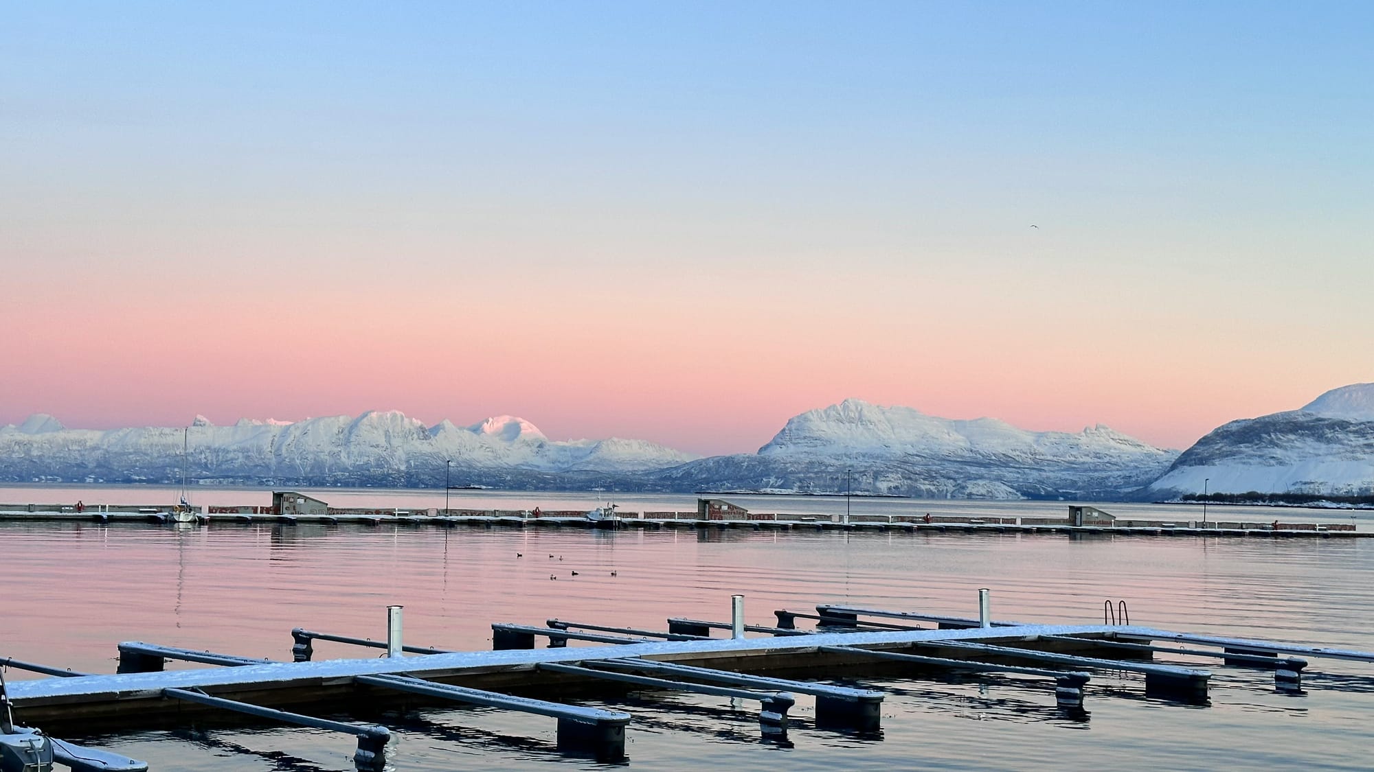 Troms and Finnmark Port Guide